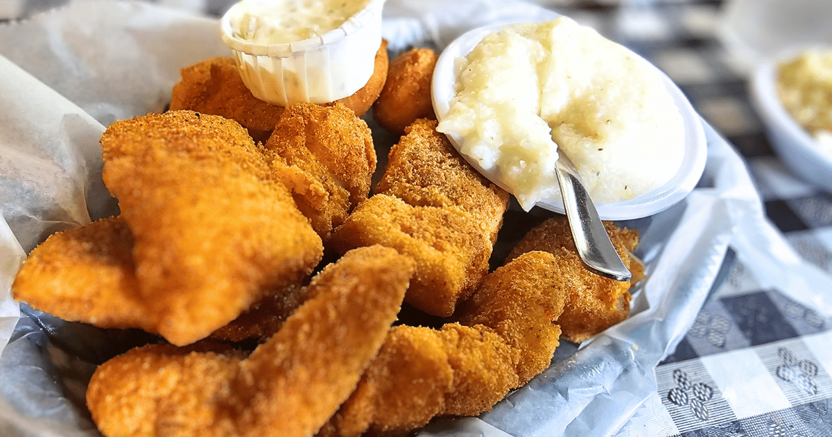 FAT WILLIE'S FISH CAMP: BEST SEAFOOD DIVES IN FLORIDA - The Wandering ...