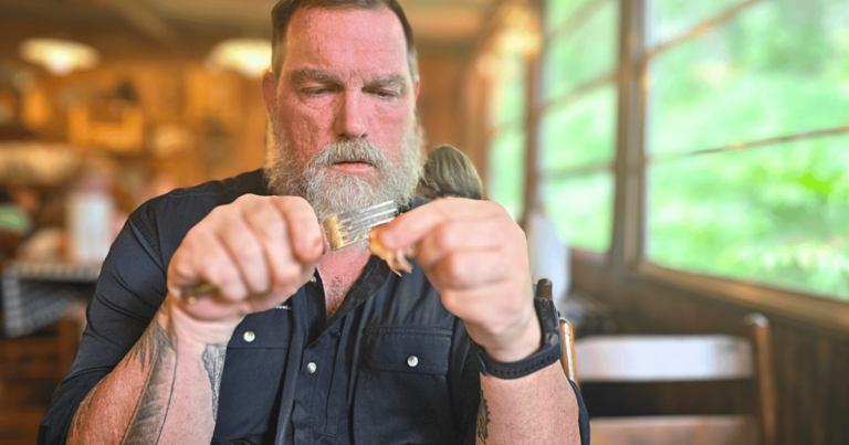 FAT WILLIE'S FISH CAMP: BEST SEAFOOD DIVES IN FLORIDA - The Wandering ...